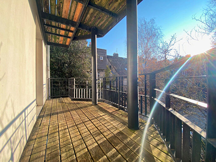 Appartement à louer - Besançon, Boucle, Chapelle des Buis - 2 pièces - 2 chambres