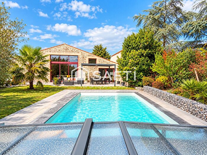 Maison 7 pièces à Sainte-Flaive-des-Loups, à vendre