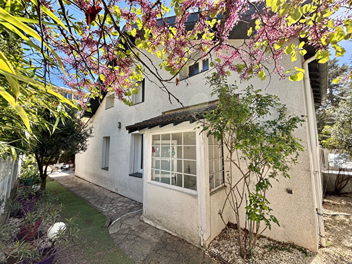 Maison 5 pièces à vendre à Valence, Châteauvert, Robinson