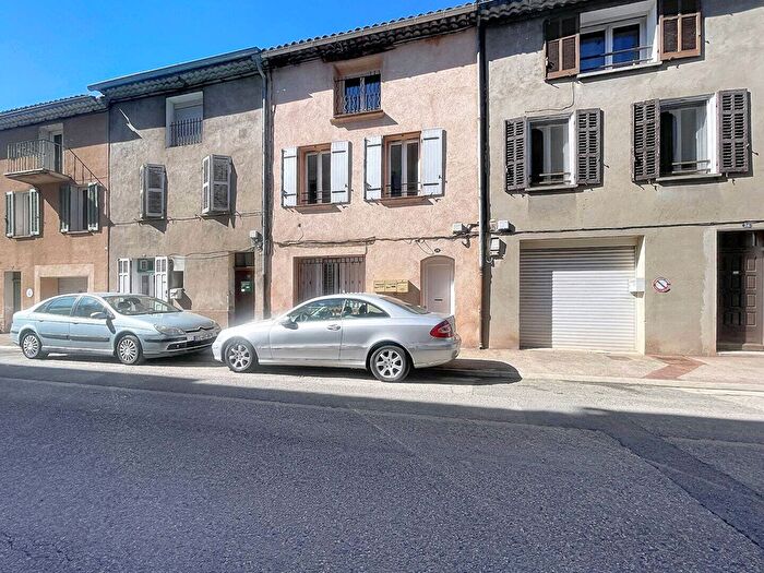 Appartement à louer - Centre, Le Luc - 2 pièces - 1 chambre