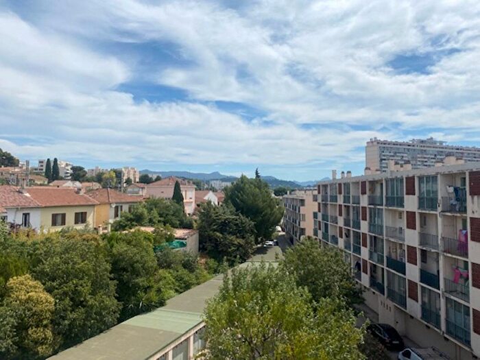 Appartement à vendre - Marseille e , La Pomme - 4 pièces - 2 chambres