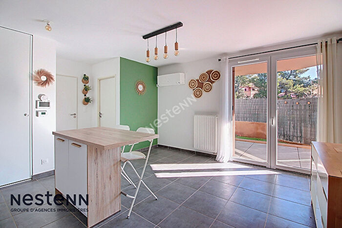 Appartement à vendre - Vitrolles - 2 pièces - 1 chambre