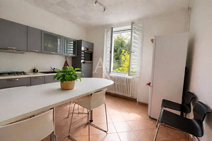 Maison à louer - Jardin des Plantes, Saint-Nazaire - 7 pièces - 6 chambres