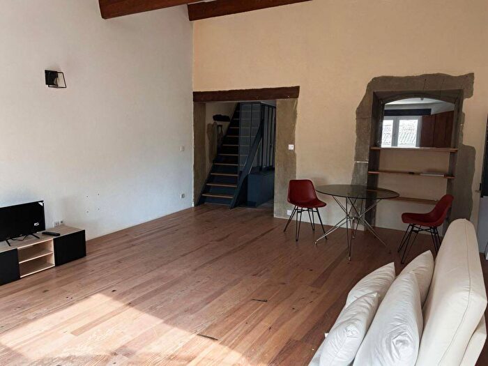 Centre, Saint-Paul-Trois-Châteaux : Appartement 3 pièces à louer