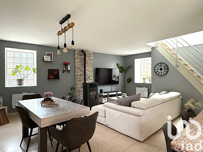 Maison à vendre - Le Perray-en-Yvelines - 6 pièces - 4 chambres