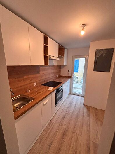 Maison à louer - Saint Marcel, Marseille ème - 3 pièces - 2 chambres