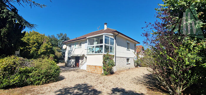 Mouy-sur-Seine : Maison 5 pièces à vendre