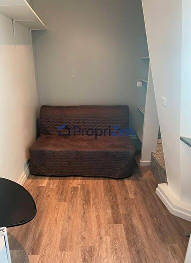 Appartement à louer - Lorette-Martyrs, Paris ème arrondissement - 1 pièce