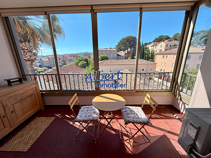 Appartement 3 pièces à Sanary-sur-Mer, Centre-ville, Port, à vendre