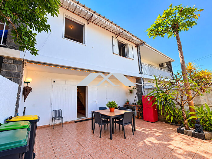 Maison 4 pièces à vendre à Saint-Benoît, Centre-ville Rive droite