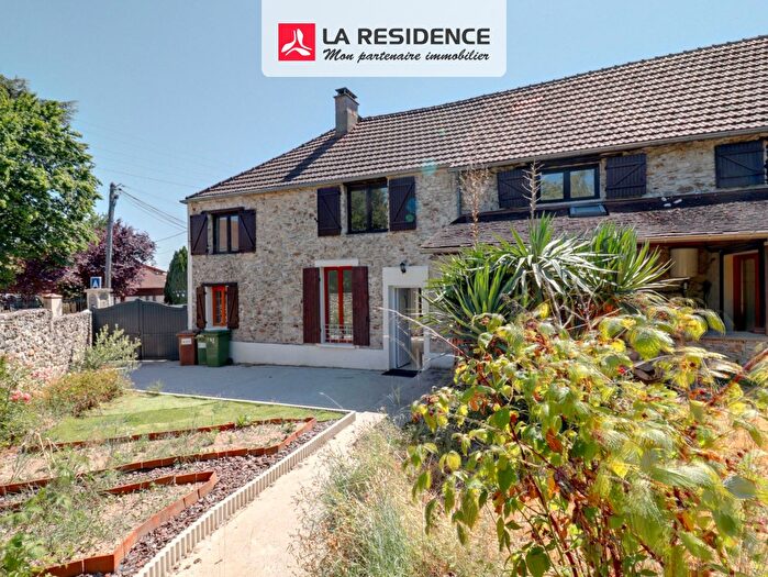Maison 7 pièces à La Queue-lez-Yvelines, La Queue-les-Yvelines, à louer