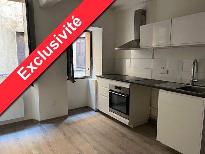 Appartement à louer - Centre Vieille Ville, Brignoles - 2 pièces - 2 chambres