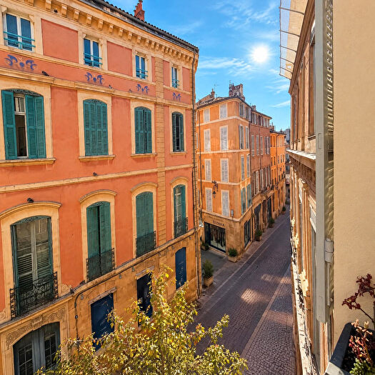 Aix-en-Provence, Centre-ville : Appartement 3 pièces à louer