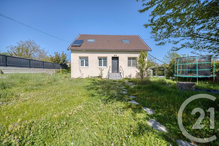 Maison 6 pièces à vendre à Vigneux-sur-Seine, Gabriel Péri, Ecoles