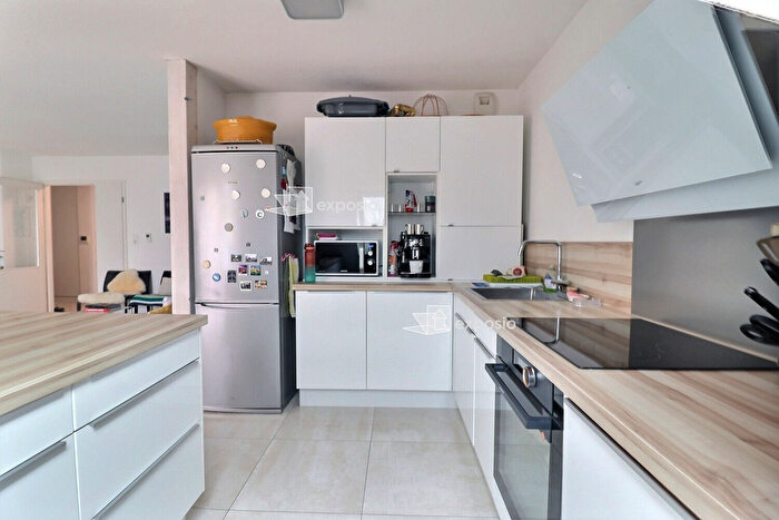 Appartement à vendre - Eschau - 4 pièces - 3 chambres