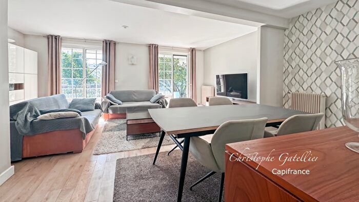 Appartement à vendre - Bois-dArcy, La Tremblaye - 4 pièces - 2 chambres