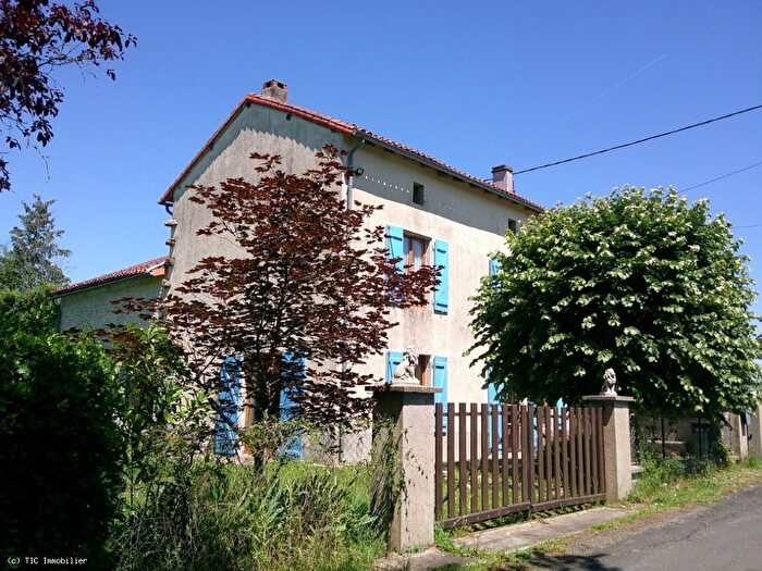 Maison 6 pièces à vendre à Charroux