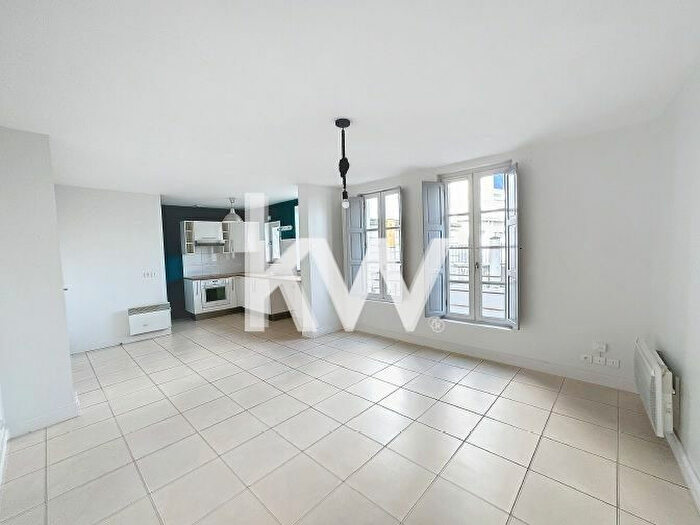 Appartement à vendre - Tours, Centre-ville - 3 pièces - 2 chambres