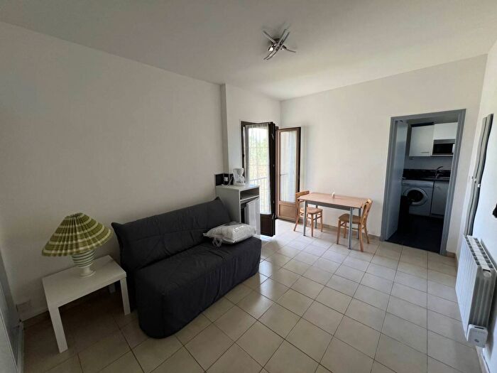 Ville-Basse, Montélimar - Appartement 1 pièce à louer