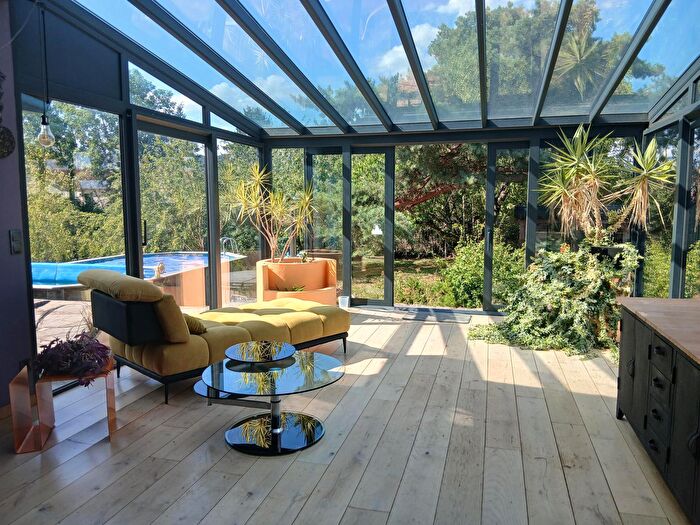 Eguenigue : Maison 6 pièces à vendre