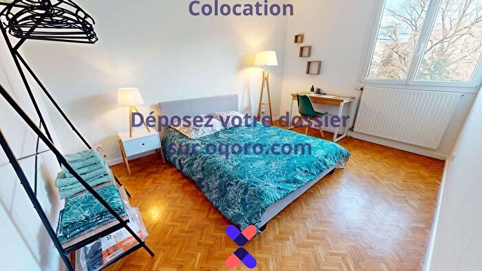 Appartement à louer - Point du Jour, Lyon ème arrondissement - 6 pièces - 5 chambres