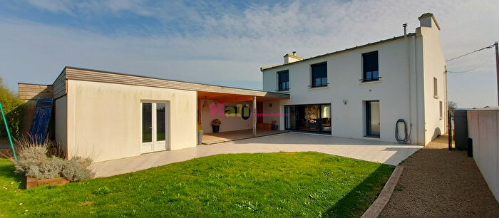 Maison à vendre - Plounéour-Trez - 6 pièces - 4 chambres