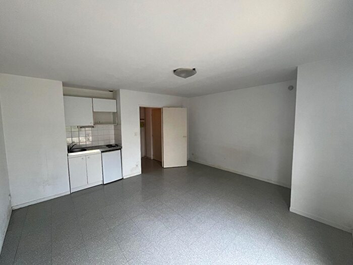 Appartement 1 pièce à louer à Angers, Belle, Beille