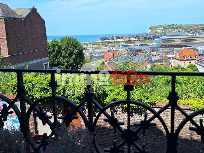 Maison à vendre - Le Tréport - 5 pièces - 2 chambres