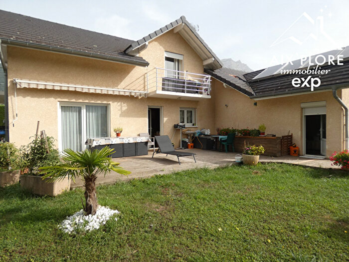 Saint-Pierre-d'Albigny - Maison 5 pièces à vendre