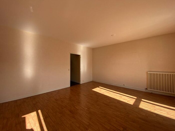 Appartement à louer - Le Blanc - 4 pièces - 3 chambres