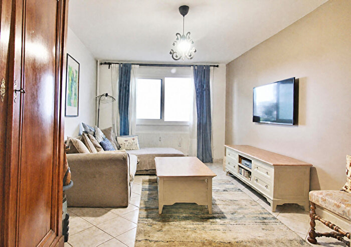 Appartement 5 pièces à vendre à Saint-Priest, Centre-ville