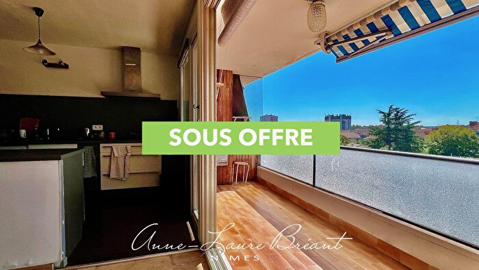 Appartement 4 pièces à vendre - Nîmes, Carmes