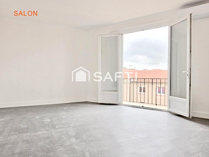 Appartement à vendre - Perpignan, Moyen-Vernet - 3 pièces - 2 chambres