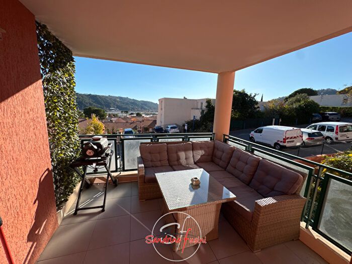 Appartement à vendre - Carros - 4 pièces - 2 chambres