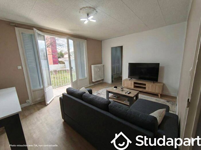 Appartement à louer - Parilly-Jules Guesde, Vénissieux - 1 pièce - 4 chambres