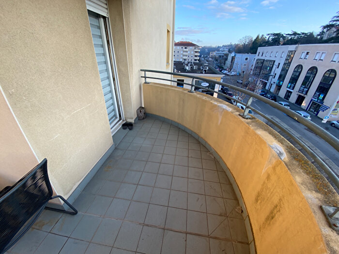 Appartement à vendre - Annonay, Centre-ville - 4 pièces - 2 chambres