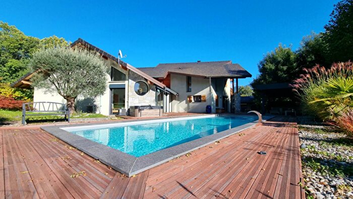 Maison à vendre - Verrens-Arvey - 9 pièces - 5 chambres