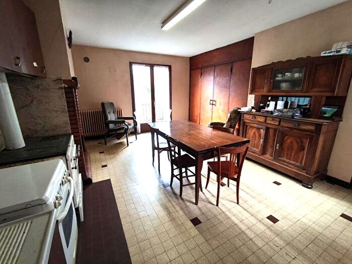 Maison à vendre - Lacaune - 8 pièces - 6 chambres