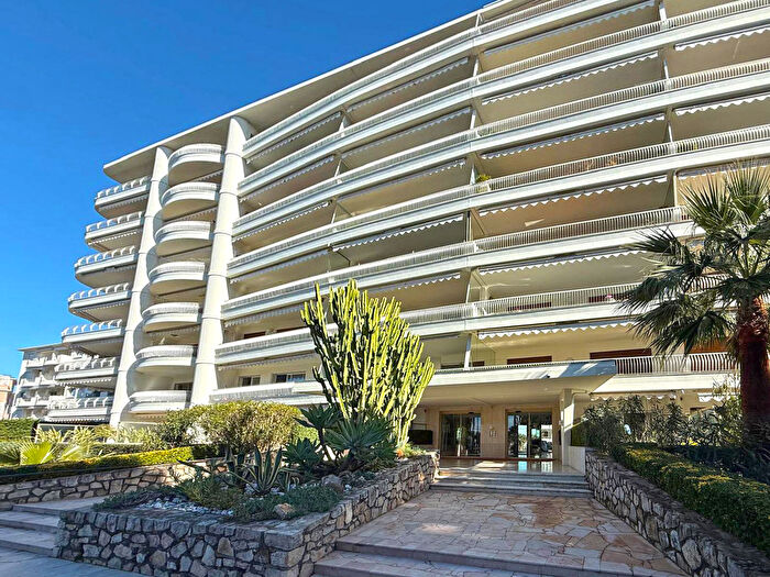 Cannes, Pointe Croisette - Appartement 1 pièce à vendre