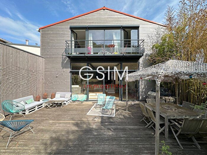 Sèvres : Maison 8 pièces à louer