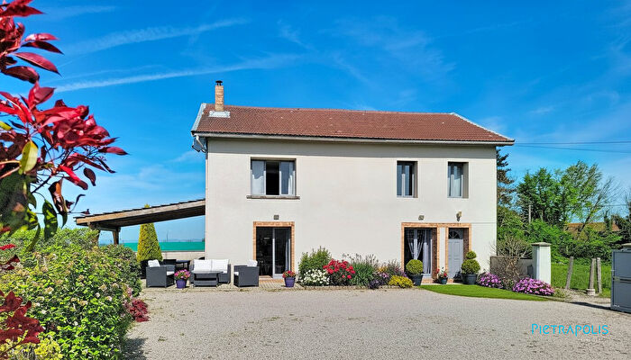 Saint-Julien-de-lHerms : Maison 4 pièces à vendre