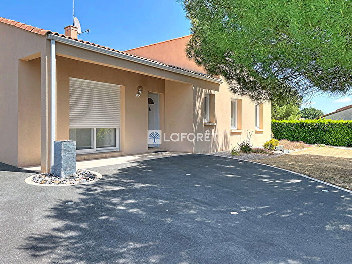Maison 4 pièces à vendre - Nueil-les-Aubiers