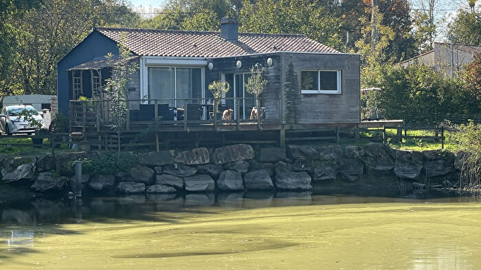 Maison à vendre - Talmont-Saint-Hilaire - 5 pièces - 3 chambres