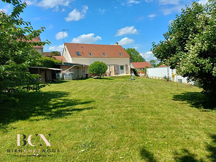 Maison à vendre - Nerville-la-Forêt - 6 pièces - 4 chambres