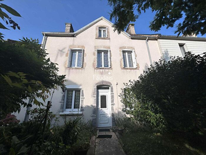 Maison 8 pièces à vendre à Portbail