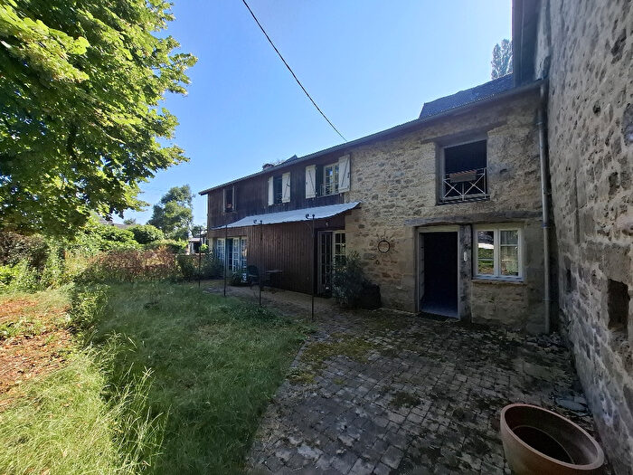 Maison 6 pièces à vendre à Terrasson-Lavilledieu