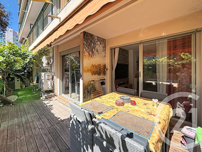Appartement 4 pièces à vendre à Antibes, Antibes-les-Pins, Trianon, Le Fournel, Peyregoue
