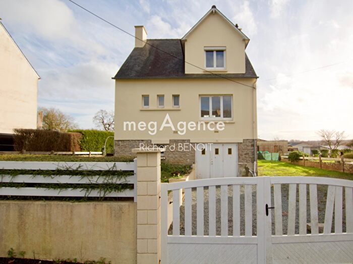 Maison à vendre - Plouër-sur-Rance - 4 pièces - 3 chambres