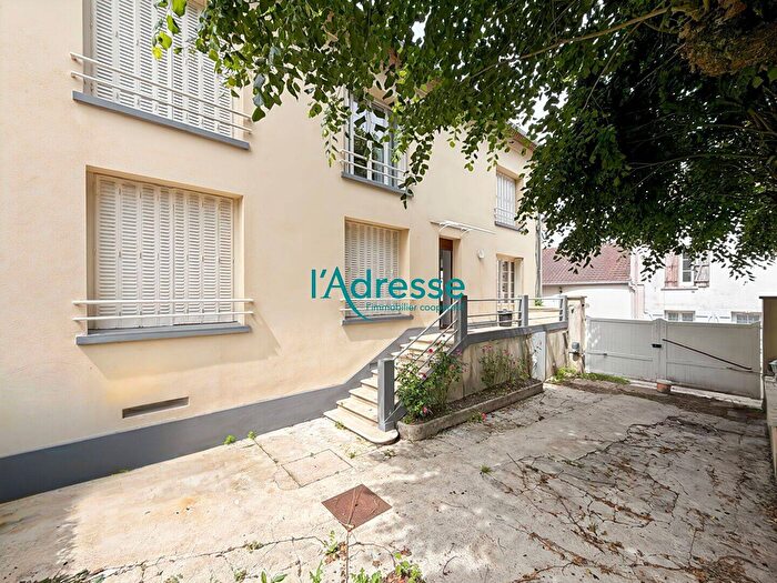 Aincourt - Appartement 3 pièces à louer