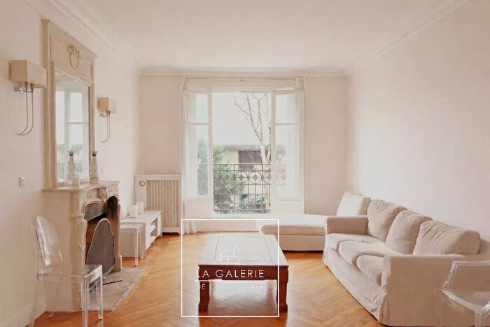 Appartement à vendre - Paris e , Passy, Maison de la Radio, Muette-Sud - 4 pièces - 2 chambres